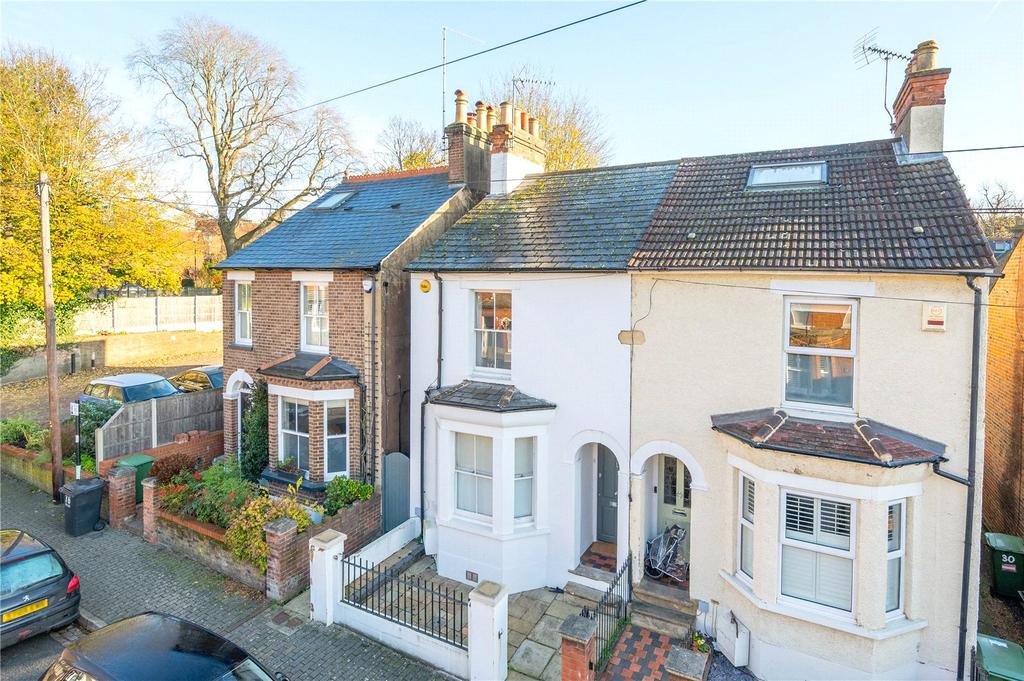 Liverpool Road, St. Albans, Hertfordshire 3 bed semi-detached house - £ ...