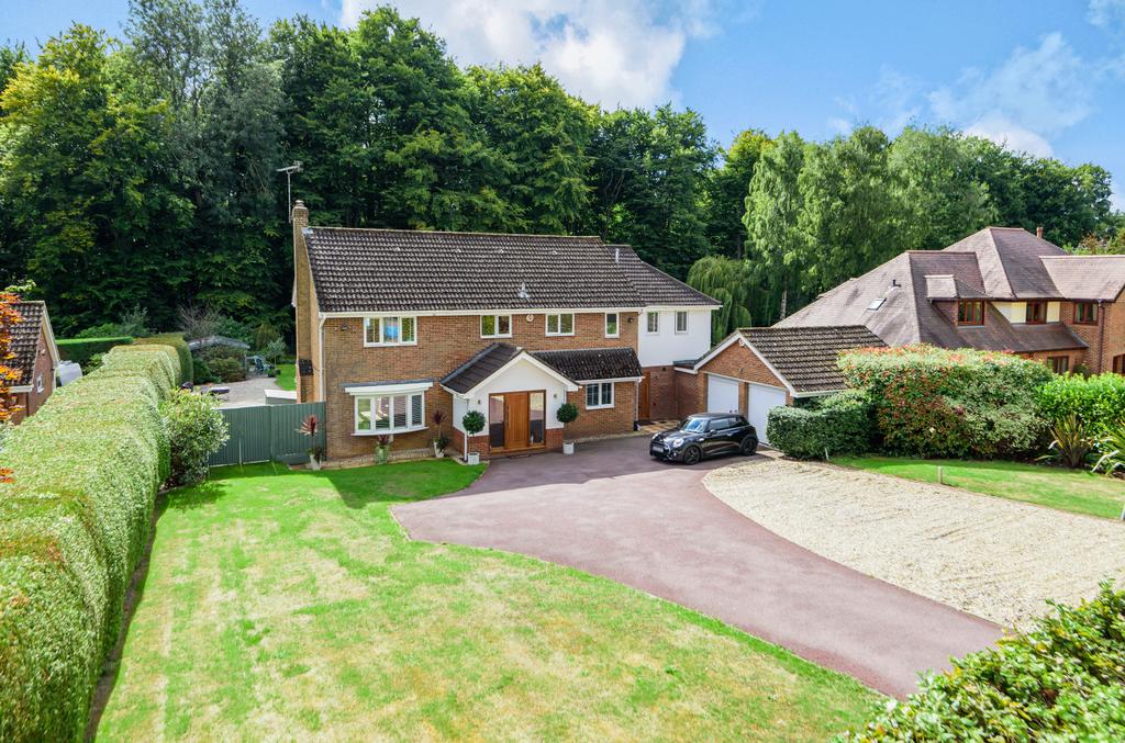 Grove Road, Shawford, Winchester... 5 bed house - £1,800,000
