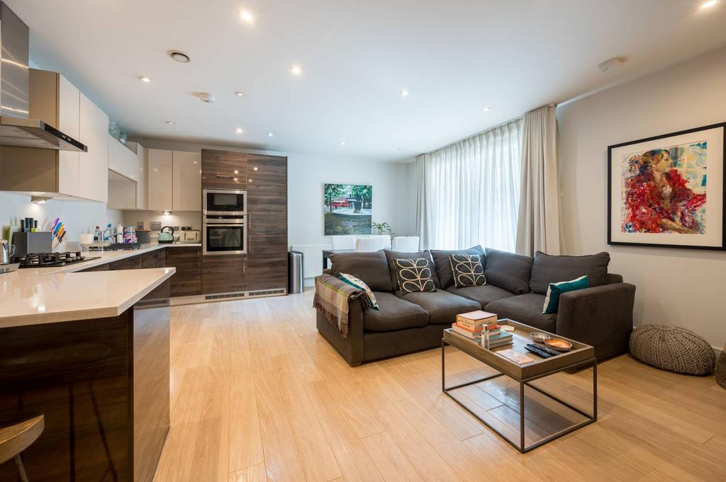 Sidney Road, Brixton, London, SW9 2 bed flat - £600,000
