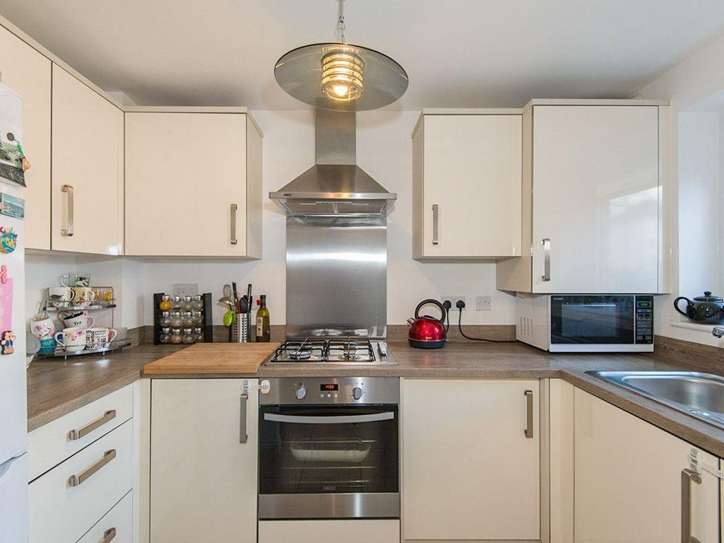 Wilroy Gardens, Southampton 2 bed terraced house - £1,200 pcm (£277 pw)