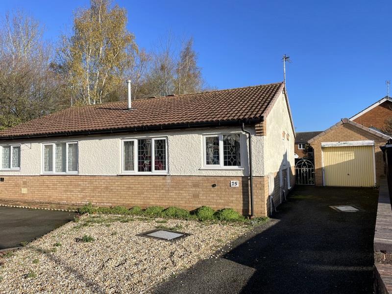 Foxcote Drive, Loughborough 2 bed semi-detached bungalow - £189,950