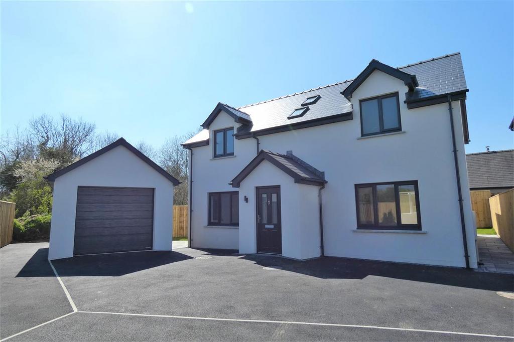 Maes Y Gilbert Clarbeston Road 4 Bed Detached House £425 000