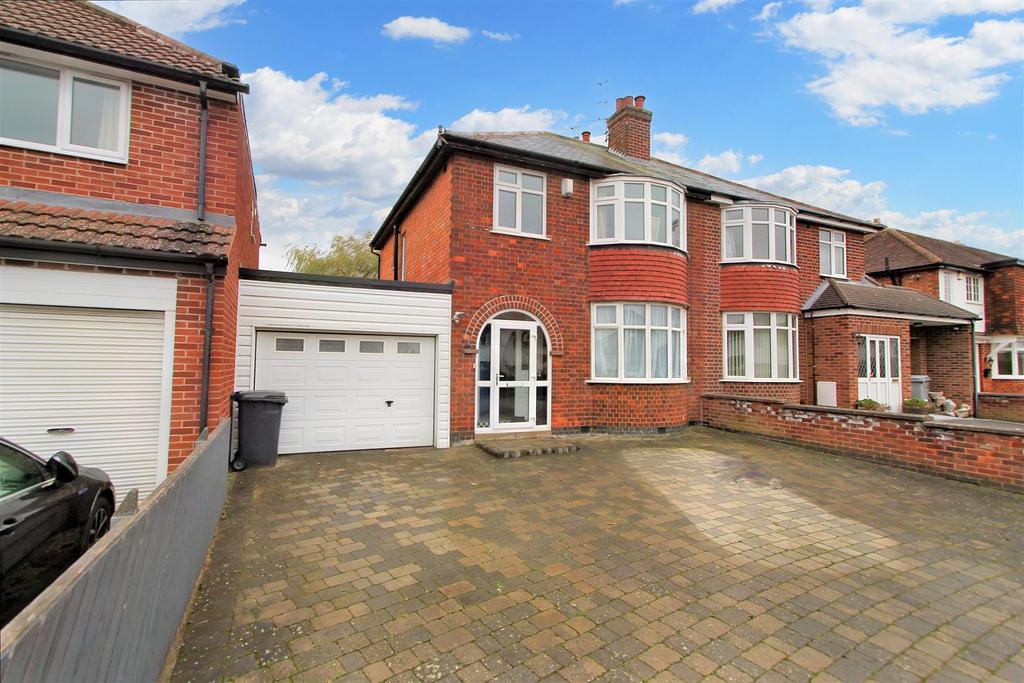 Wigley Road, Humberstone, Leicester, LE5 3 bed semi-detached house - £ ...