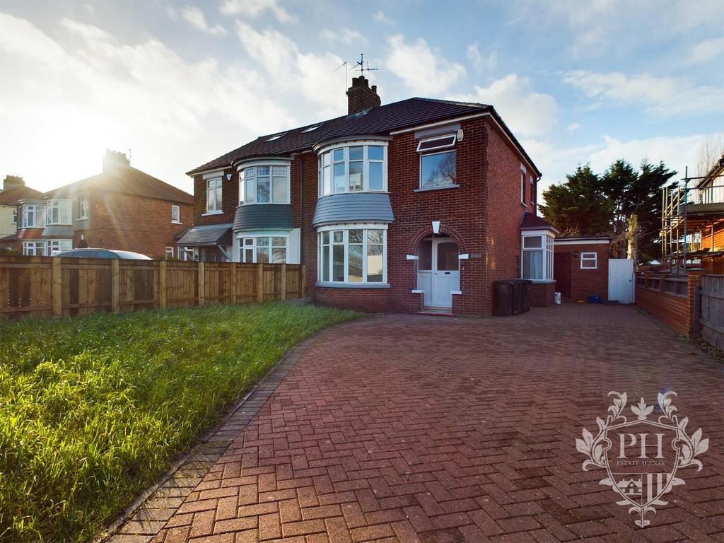Marton Road, Middlesbrough 3 bed semi-detached house - £230,000