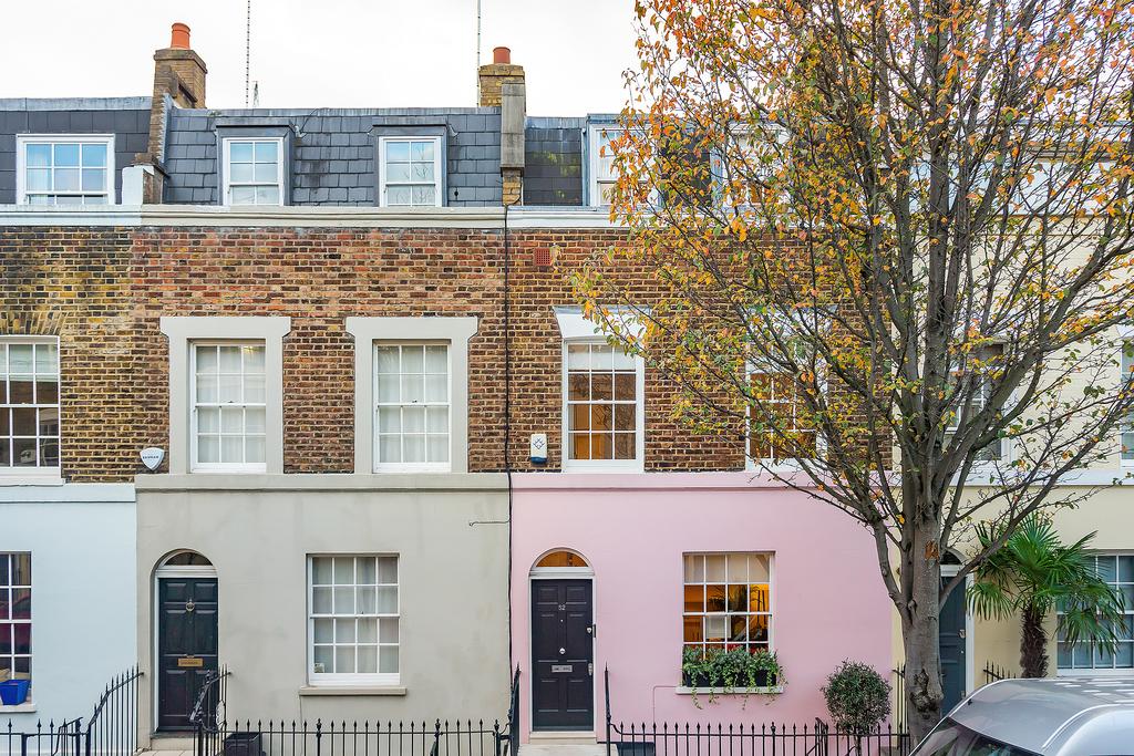 Markham Street, London, SW3 3 bed townhouse - £8,250 pcm (£1,904 pw)