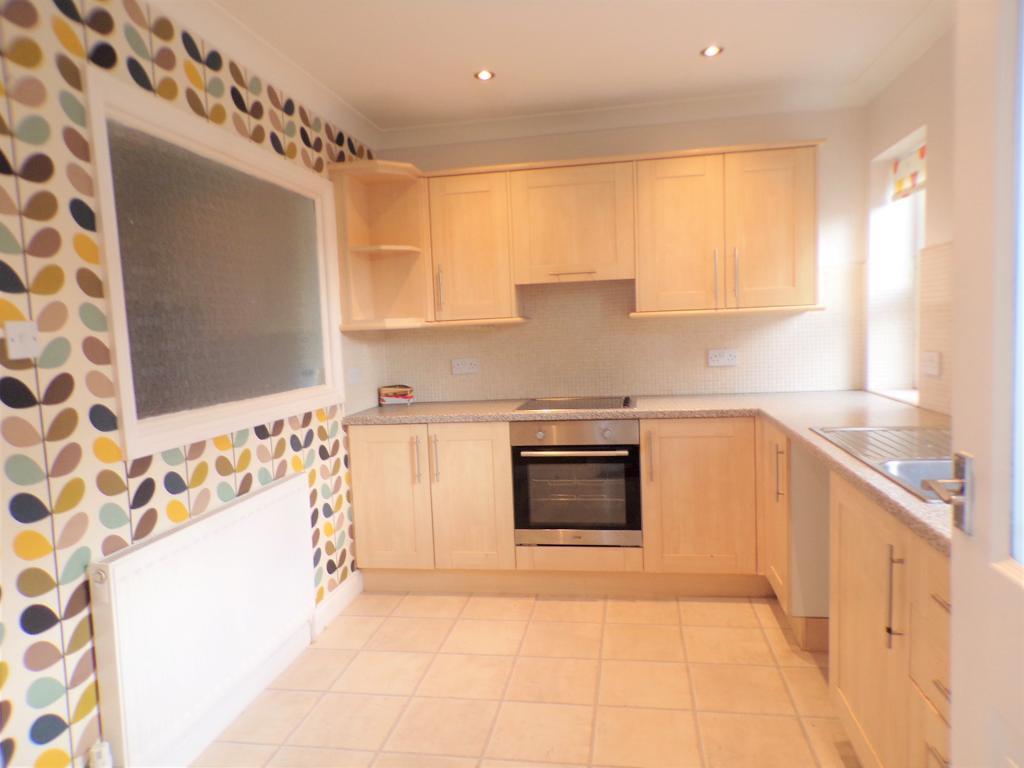 Endike Lane, HULL, HU6 8TH 3 bed house - £675 pcm (£156 pw)