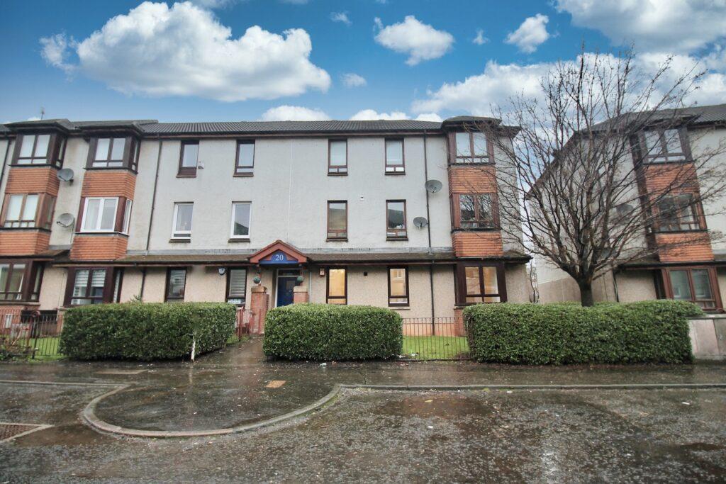 20 Elmvale Row, Springburn G21 1ND 3 bed flat for sale - £81,000