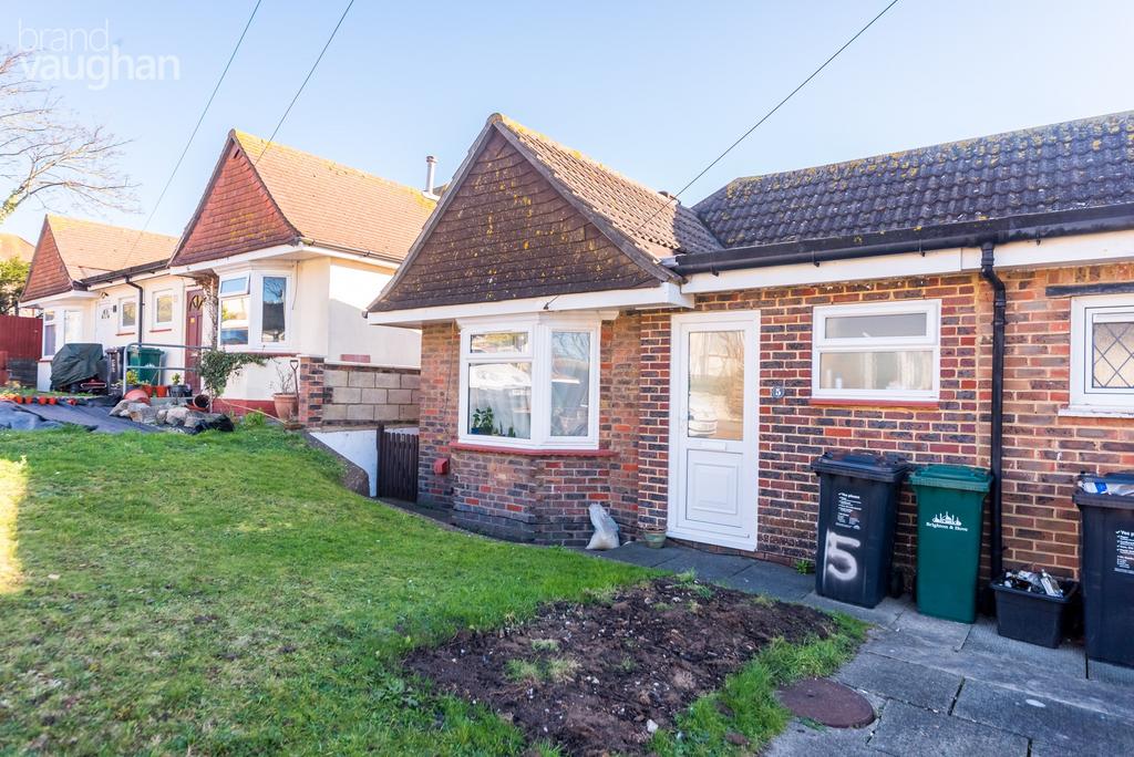Manor Close, Brighton, East Sussex, BN2 1 bed bungalow - £1,250 pcm (£ ...