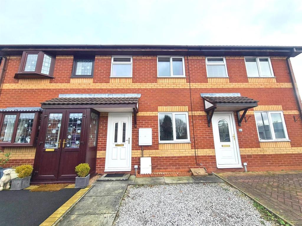 Springfield Court, Leek 2 bed terraced house - £125,000