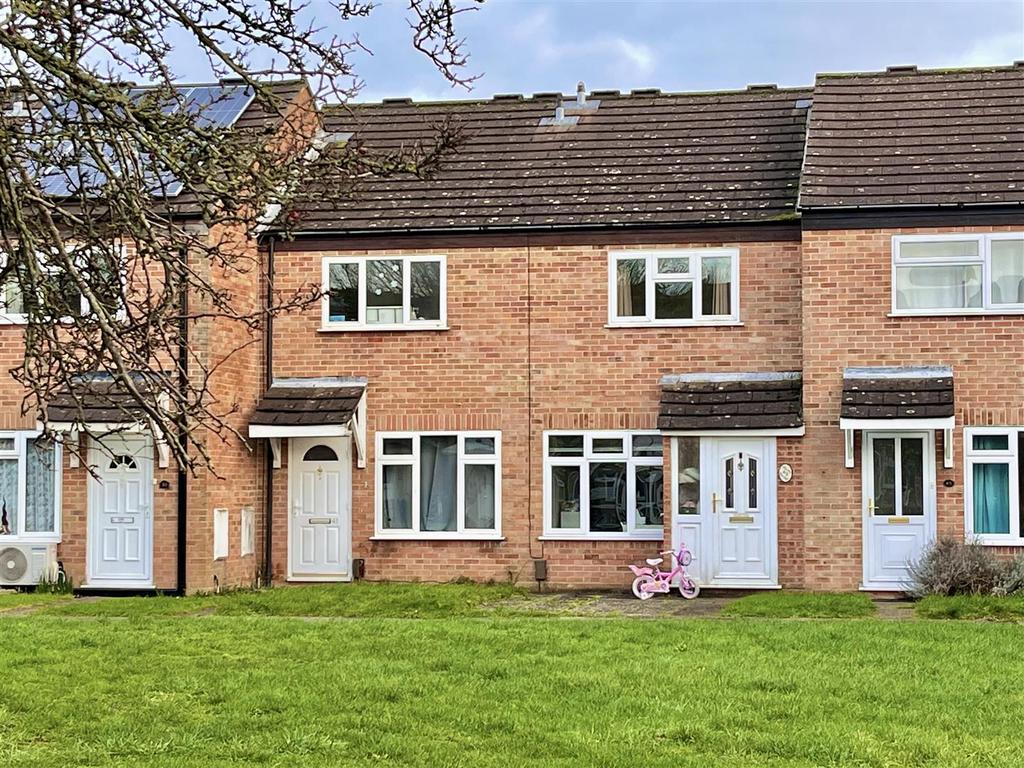 Bramshaw Gardens Muscliff 2 Bed Terraced House £1 100 Pcm £254 Pw
