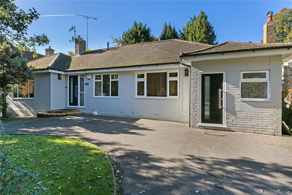 Cherry Drive, Forty Green... 4 bed bungalow - £925,000