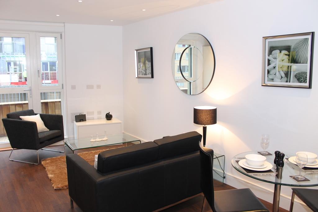 Finsbury Court, Queensland Terrace... 1 bed apartment - £1,777 pcm (£ ...