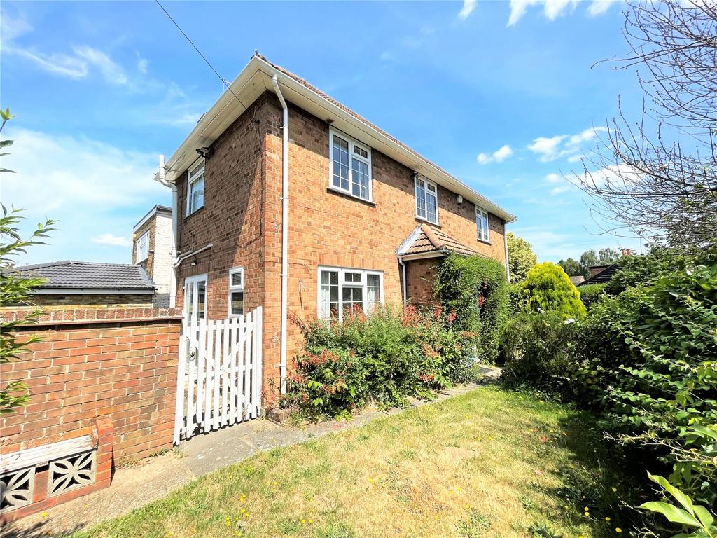 Horne Road, Shepperton, TW17 3 bed detached house for sale - £600,000