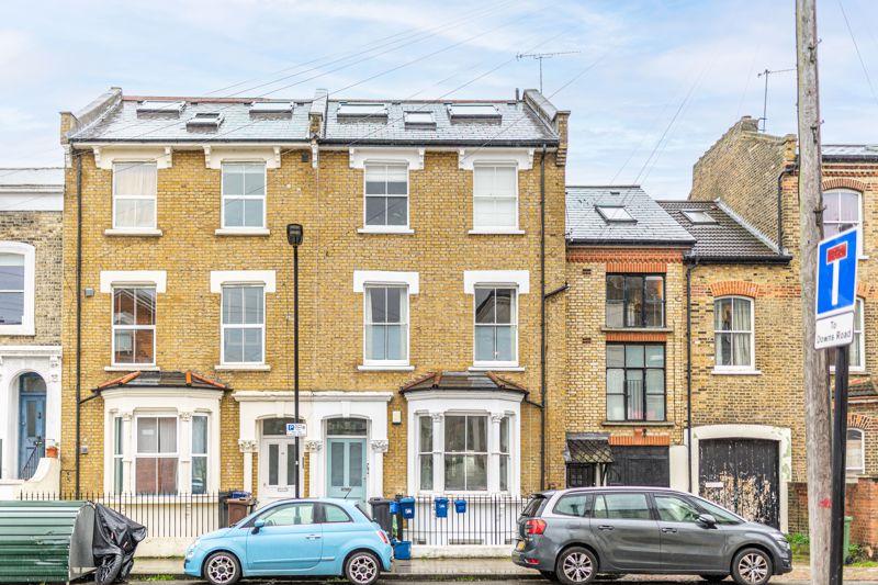 Powell Road, London 3 bed flat - £750,000