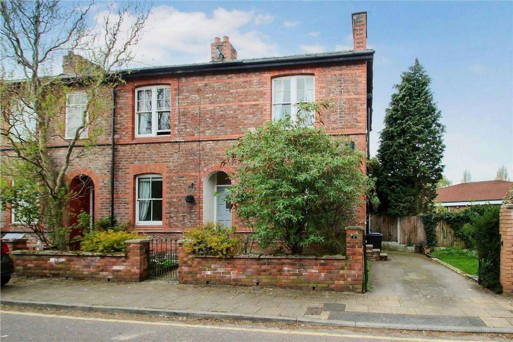 Money Ash Road, Altrincham 3 bed semi-detached house - £1,550 pcm (£358 pw)