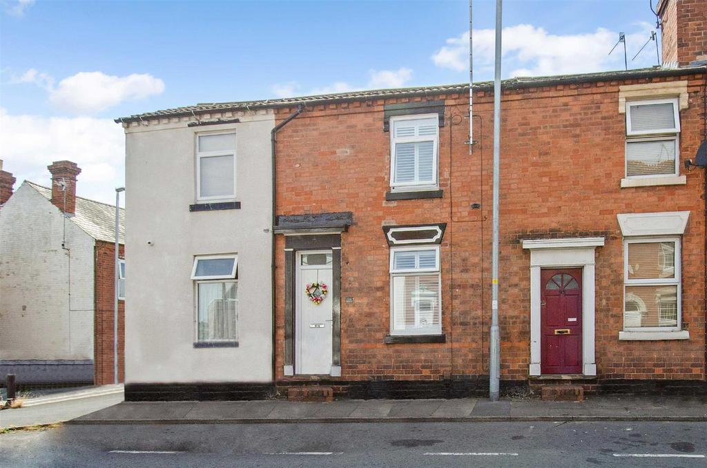 Wood Street, DY11 6UA 1 bed terraced house - £145,000
