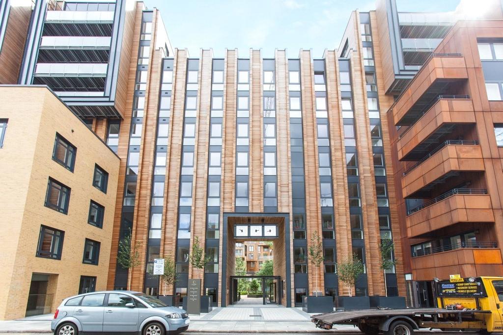 The Cooper Building, Wharf Road... 2 bed apartment - £3,142 pcm (£725 pw)