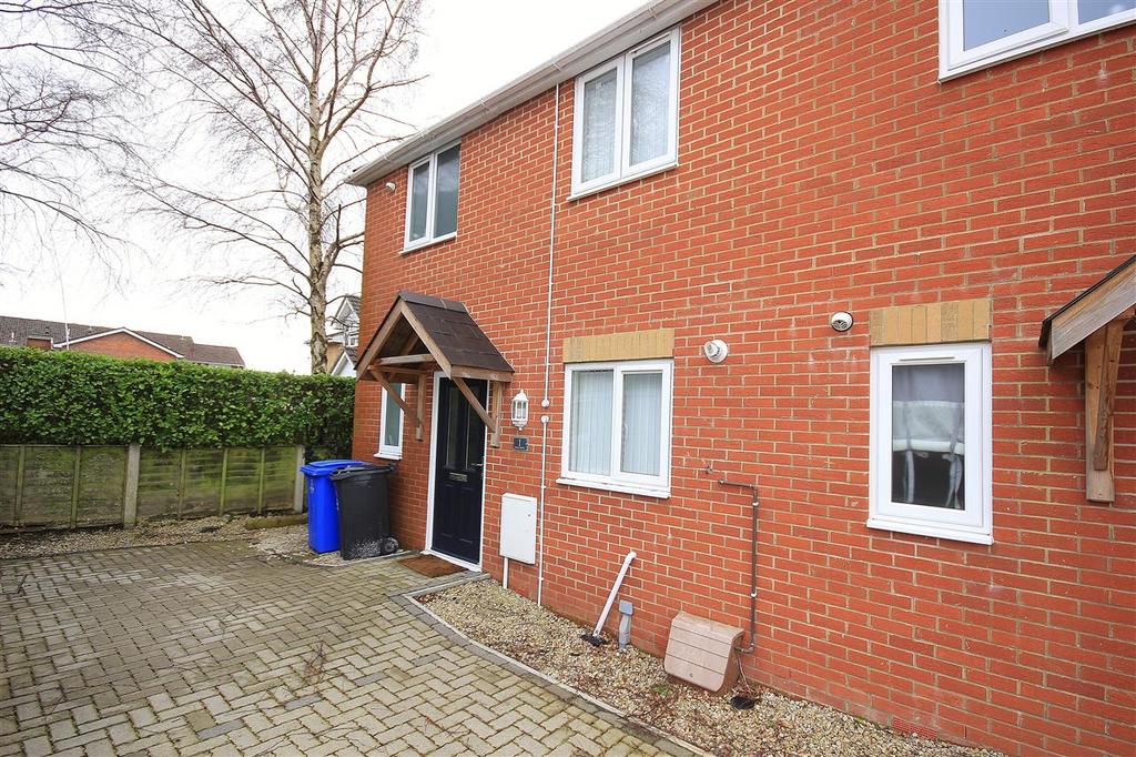 Sea View Road, Parkstone, Poole 3 bed end of terrace house - £315,000