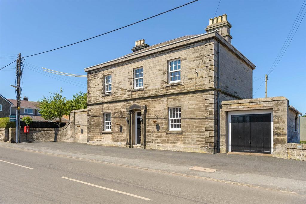 Main Street, Seahouses, NE68 5 bed detached house for sale - £475,000