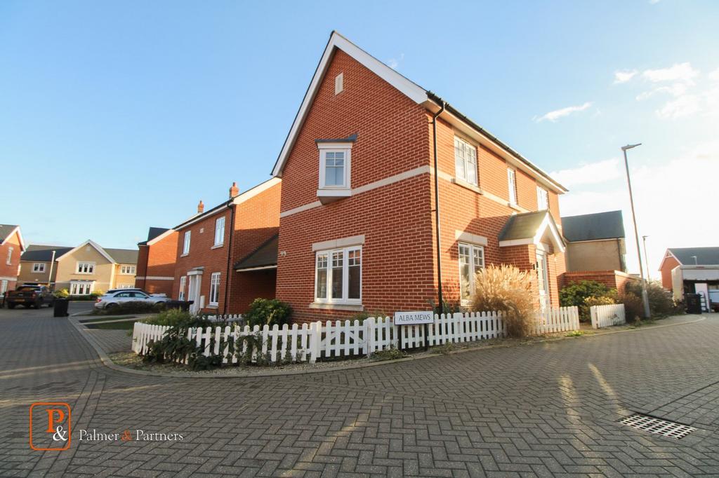 Alba Mews, Colchester, Essex, CO4 3 bed detached house - £1,500 pcm (£ ...