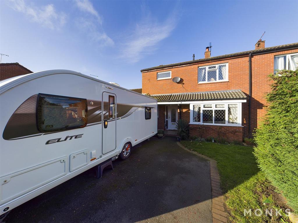 Kynaston Drive, Wem, Shropshire 3 bed terraced house - £230,000