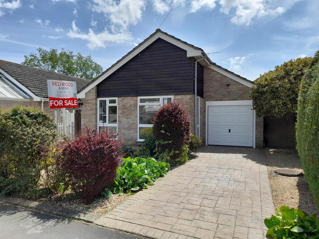 Orchard Way, Barnham 3 bed detached bungalow - £390,000
