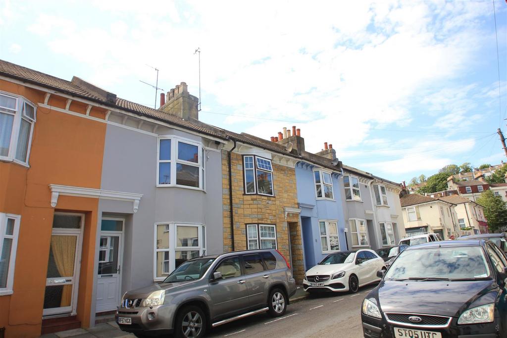 St Pauls Street, Brighton 4 bed semi-detached house - £2,448 pcm (£565 pw)