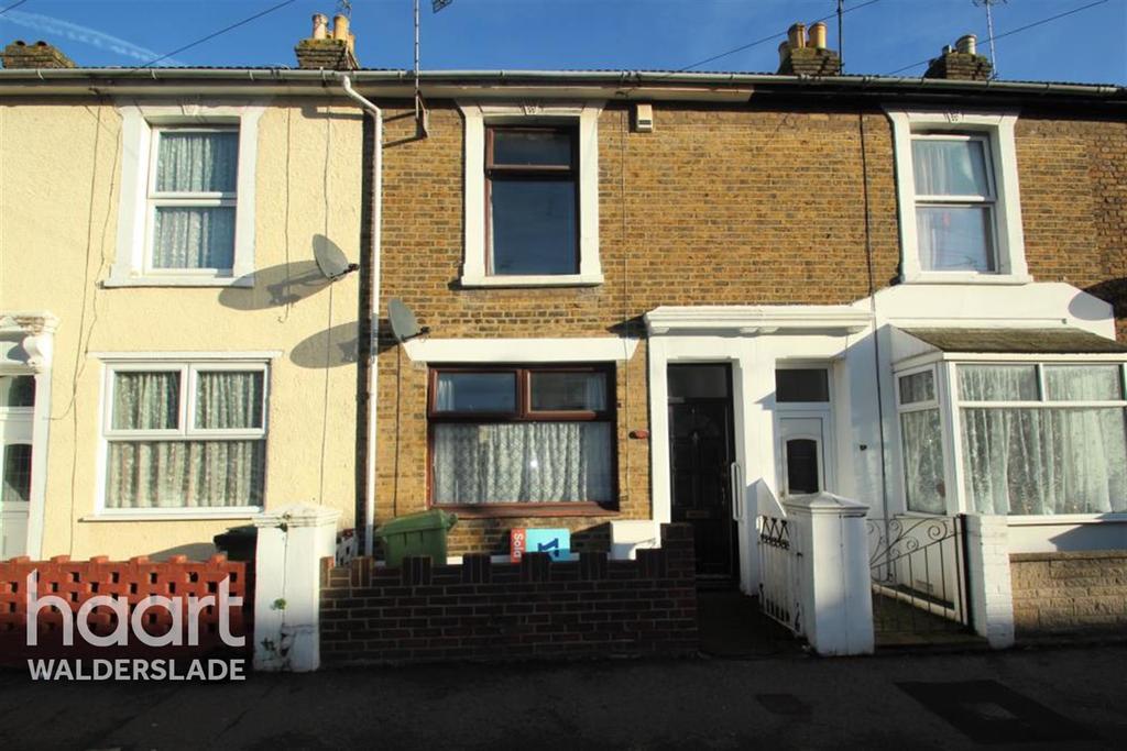 Winstanley Road, Sheerness, ME12 3 bed detached house - £1,200 pcm (£ ...