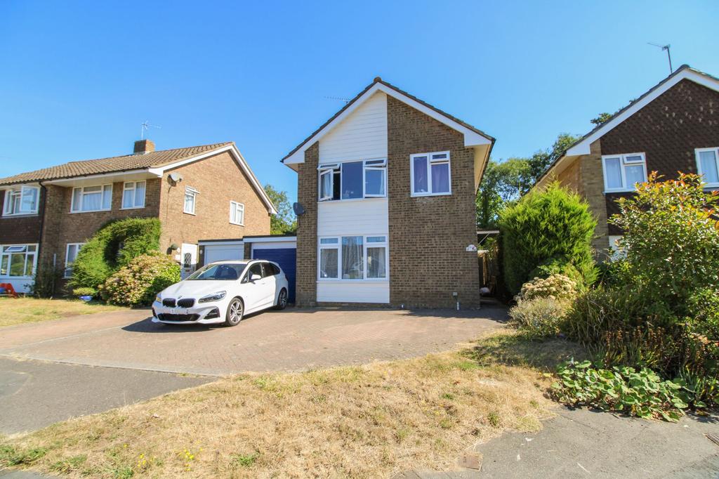 Marlborough Drive, Burgess Hill, RH15 4 bed link detached house - £575,000