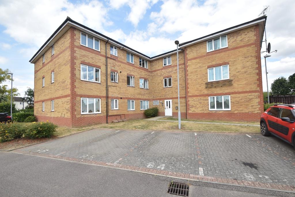 Orchid Close, Luton 2 bed apartment - £180,000