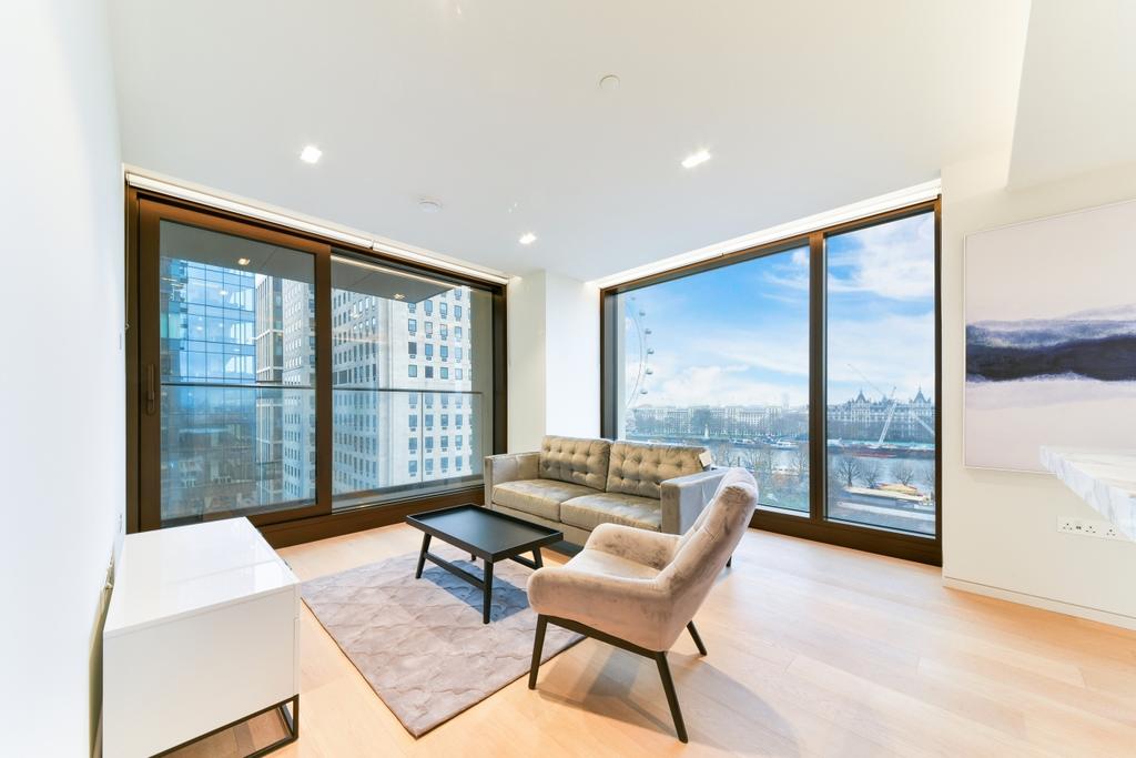 30 Casson Square, Southbank Place... 1 bed apartment - £3,900 pcm (£900 pw)