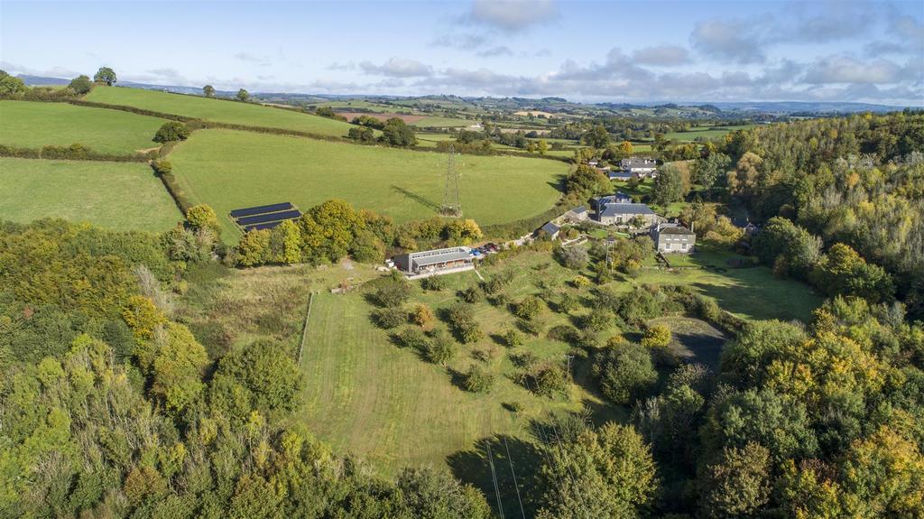Broadhempston, Totnes Leisure facility - £2,250,000