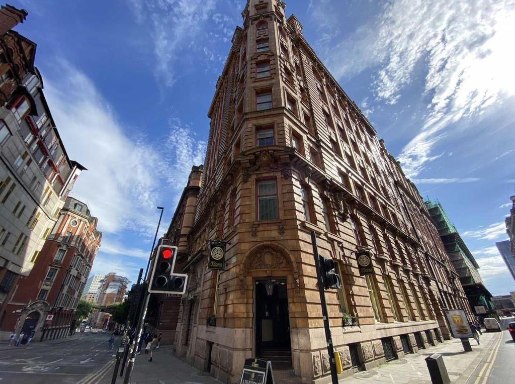 Lancaster 80, 80 Princess Street... 1 bed apartment - £190,000