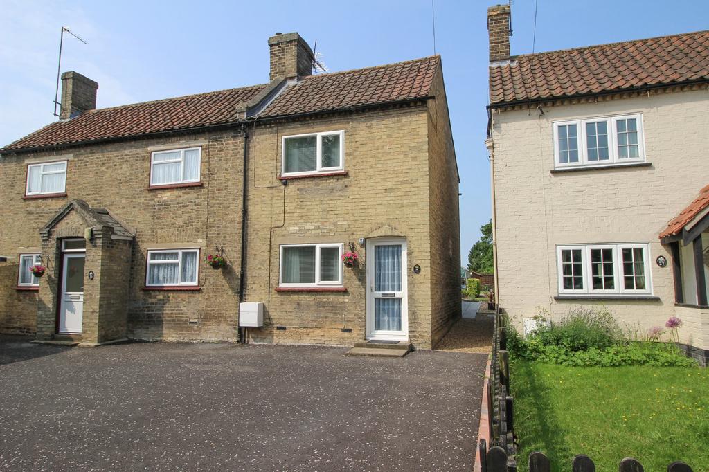 Oxford Street, Exning, Suffolk 2 bed semi-detached house to rent - £ ...