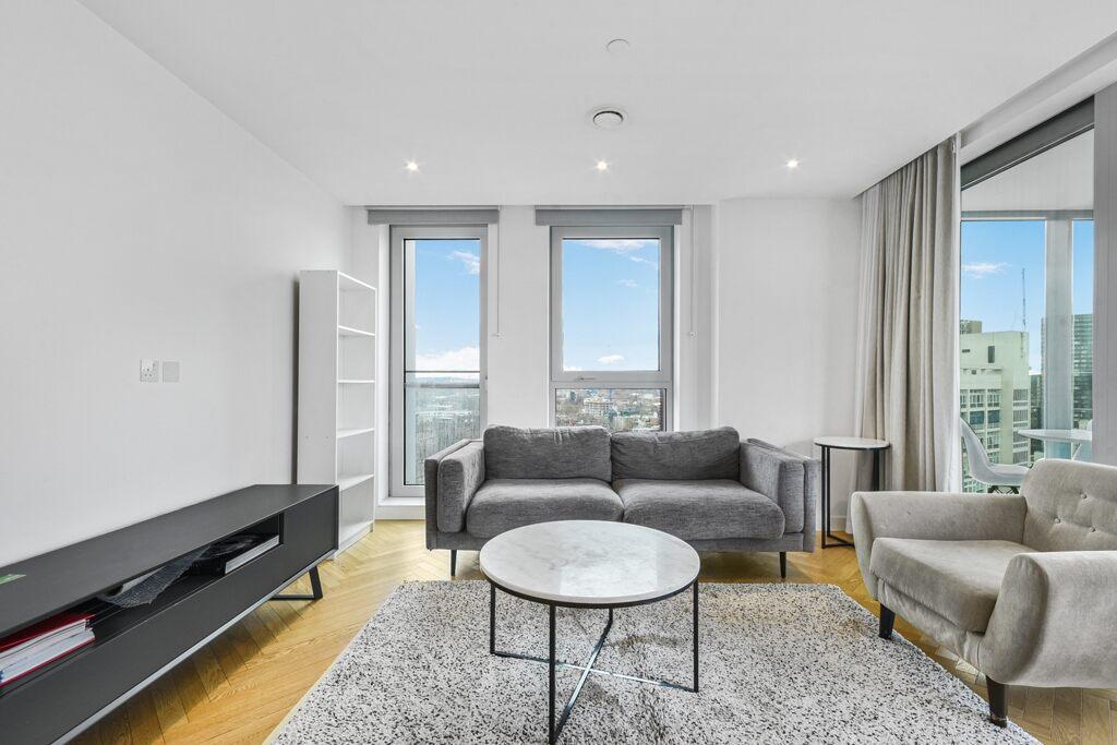 Two Fifty One, SE1 2 bed apartment to rent - £3,618 pcm (£835 pw)