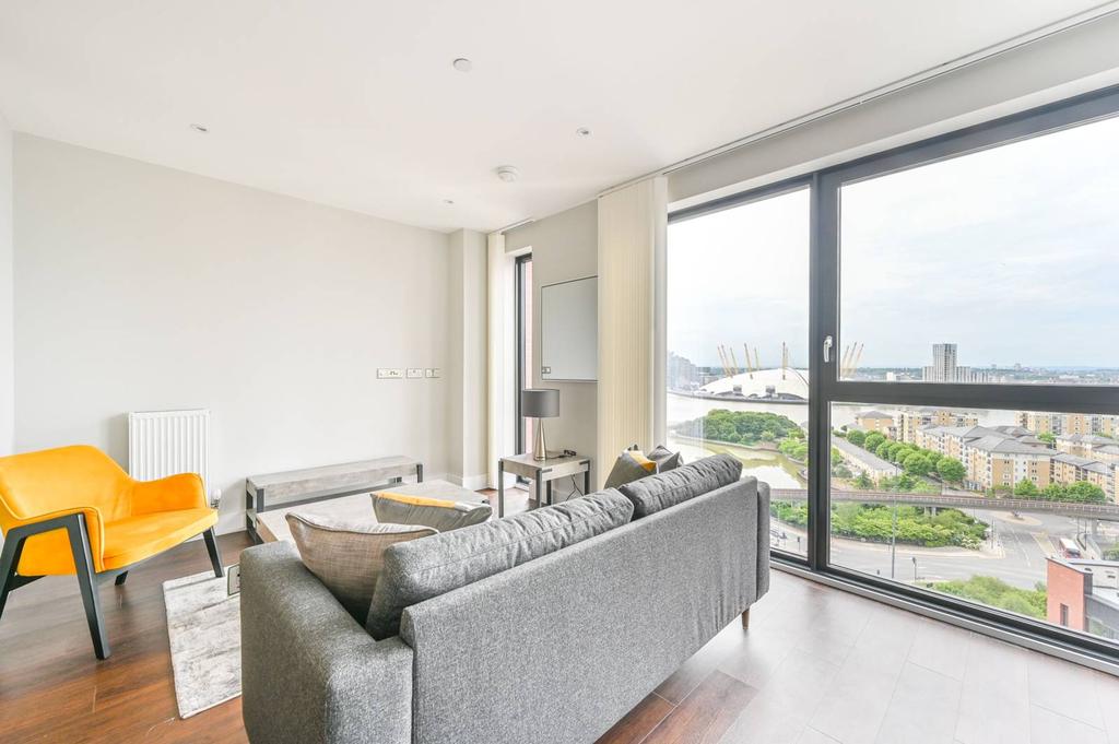 Orchard Wharf, Canary Wharf, London, E14 1 bed flat - £2,145 pcm (£495 pw)