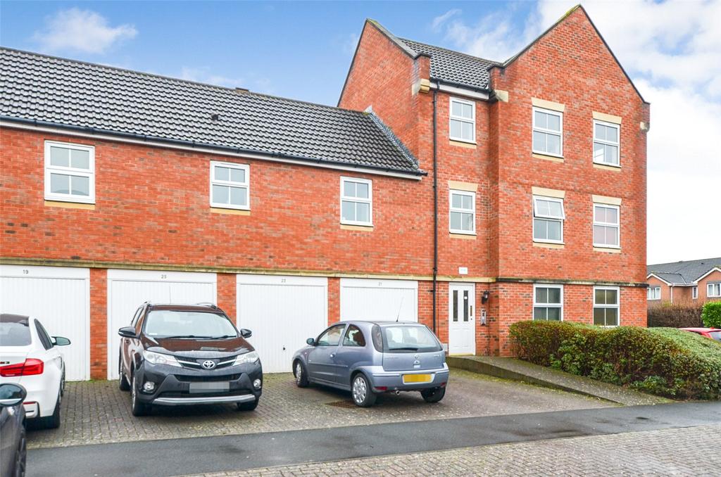Bude Road, Swindon, Wiltshire, SN2 2 bed apartment - £850 pcm (£196 pw)