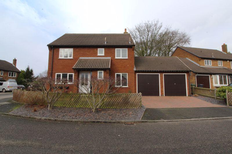 Pavillion Close, Aldridge, WS9 8LS 4 bed detached house - £575,000