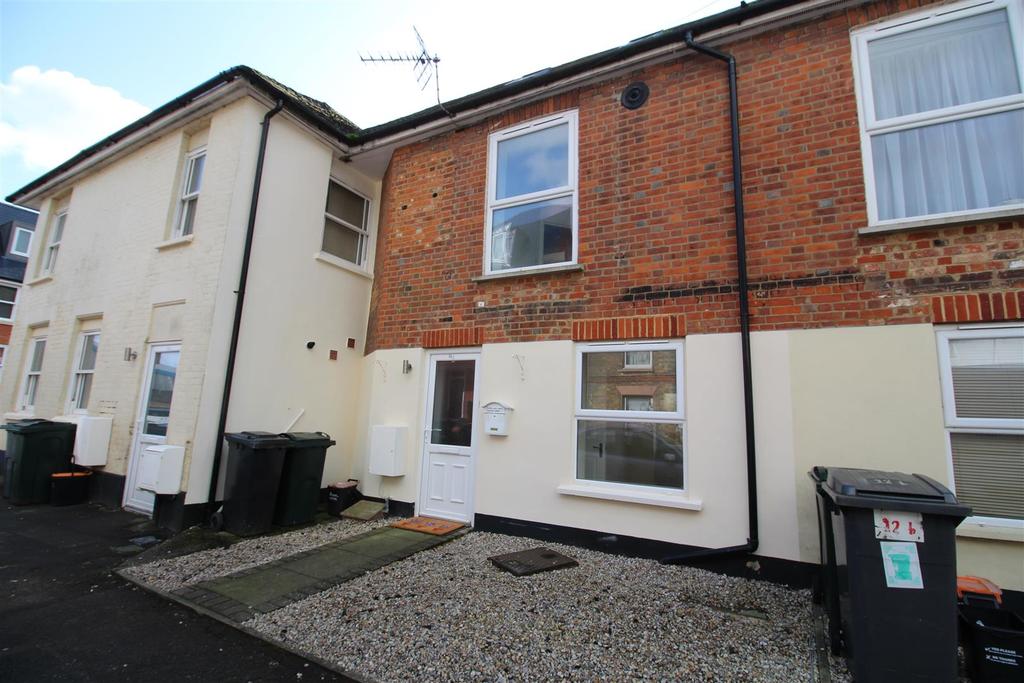 Lower Denmark Road, Ashford 2 bed terraced house - £995 pcm (£230 pw)