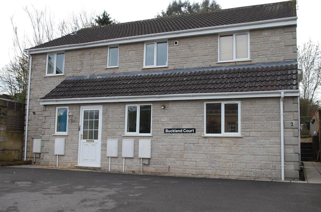 High Street, Paulton, Bristol 1 bed flat - £625 pcm (£144 pw)