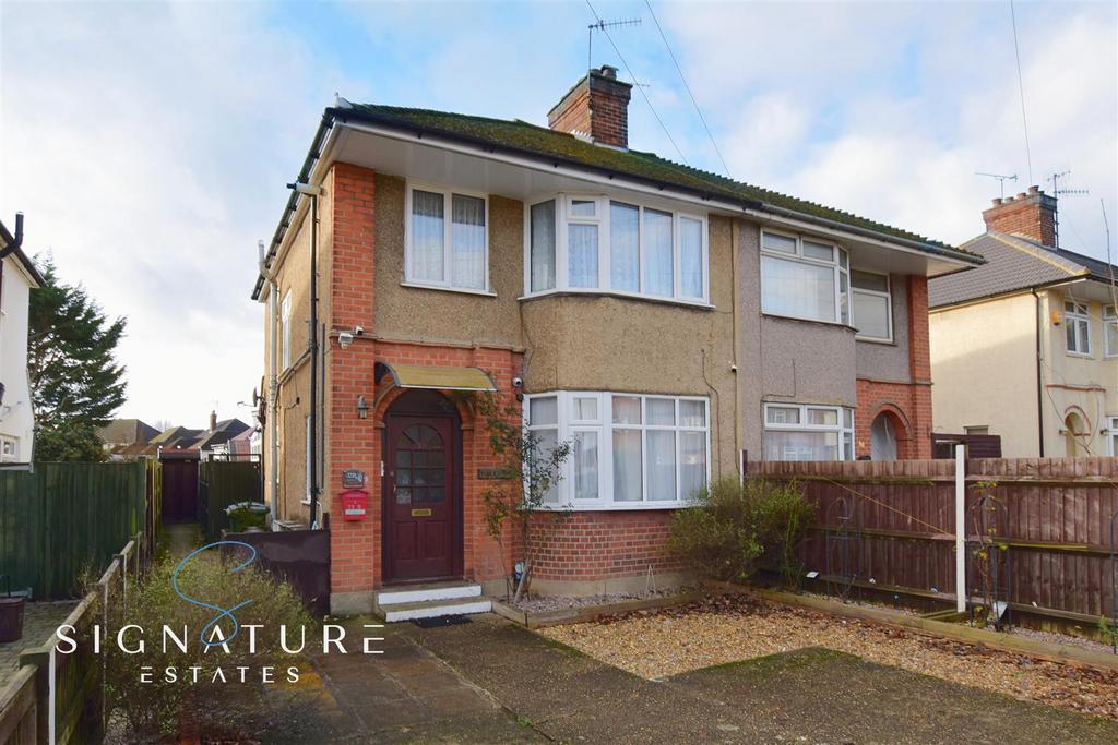 Garston Lane, Garston, Watford 1 bed maisonette - £250,000