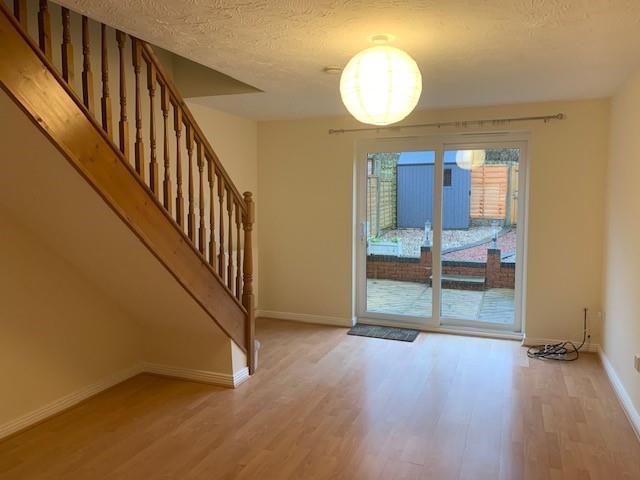 Devonport Close, Redditch 2 bed property - £850 pcm (£196 pw)