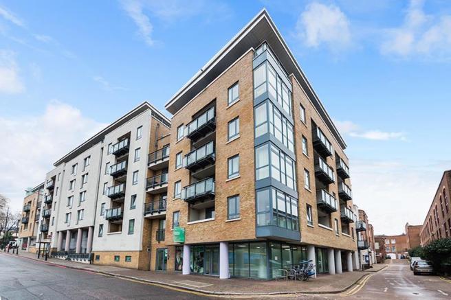 Wapping Lane, London 1 bed flat - £1,950 pcm (£450 pw)