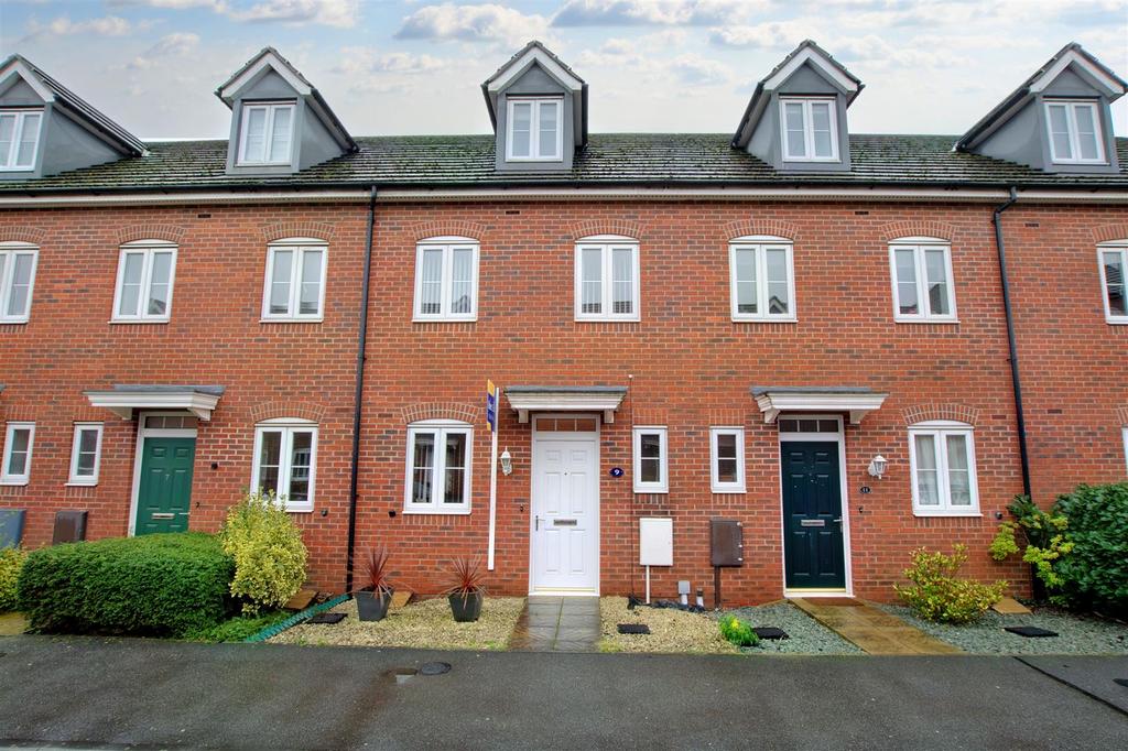 Bramley Road, Long Eaton 3 bed terraced house - £220,000