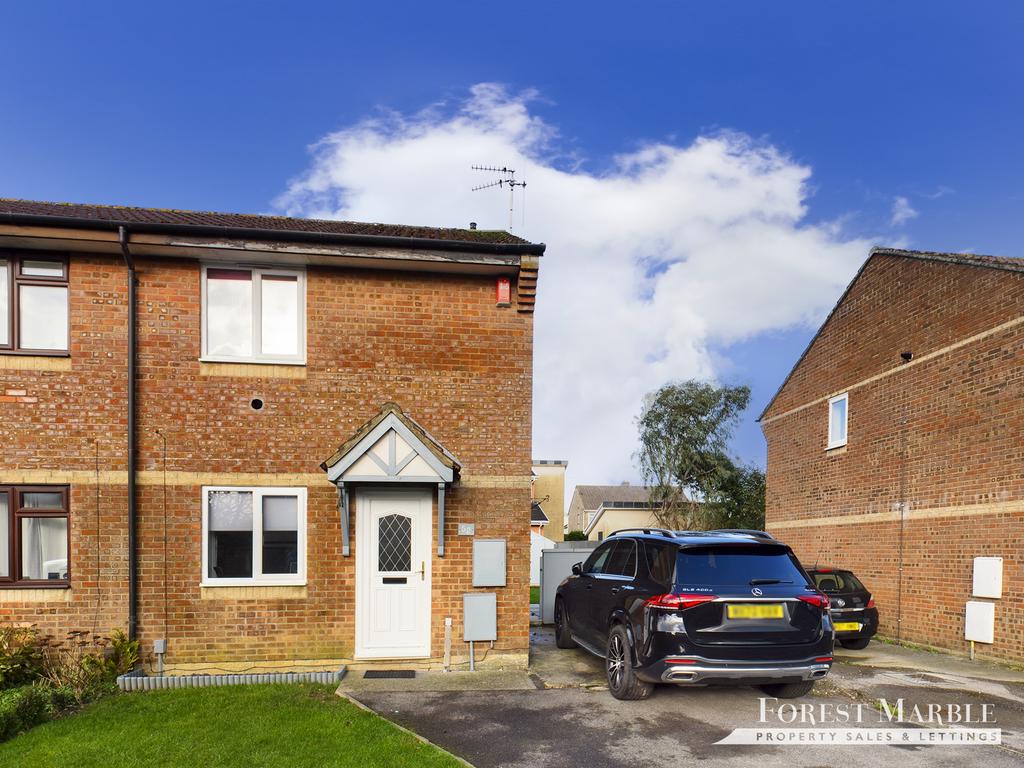 Courts Barton, Frome 2 bed end of terrace house - £260,000