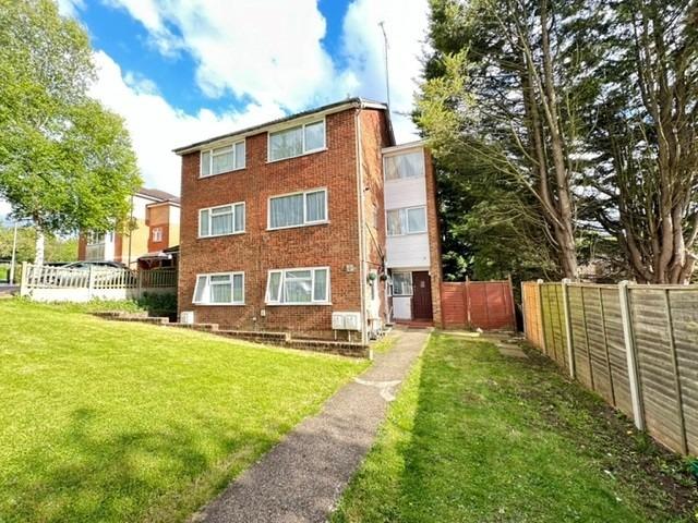 Falconers Road, Luton Studio - £525 pcm (£121 pw)
