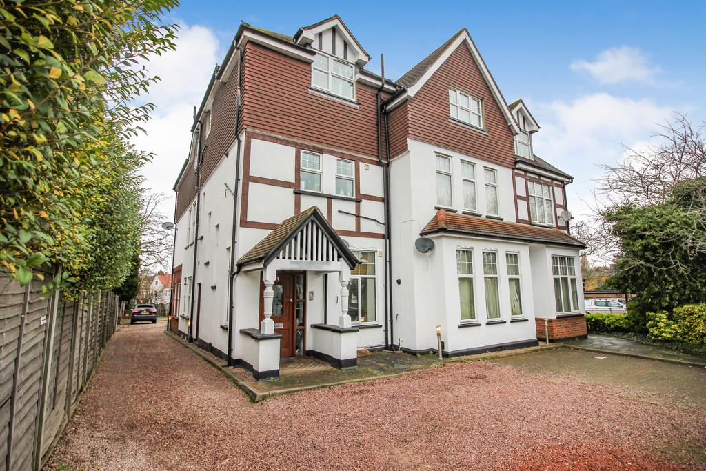 Court Road, Mottingham 1 bed apartment - £1,200 pcm (£277 pw)