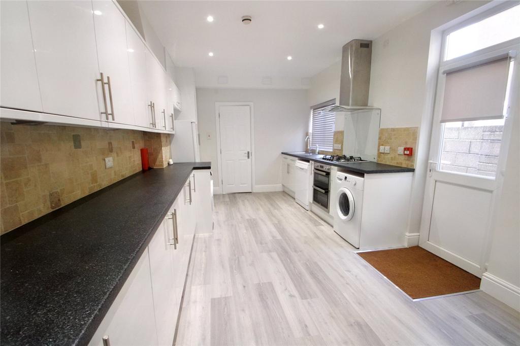 Clift House Road, Bristol, BS3 Property - £650 pcm (£150 pw)