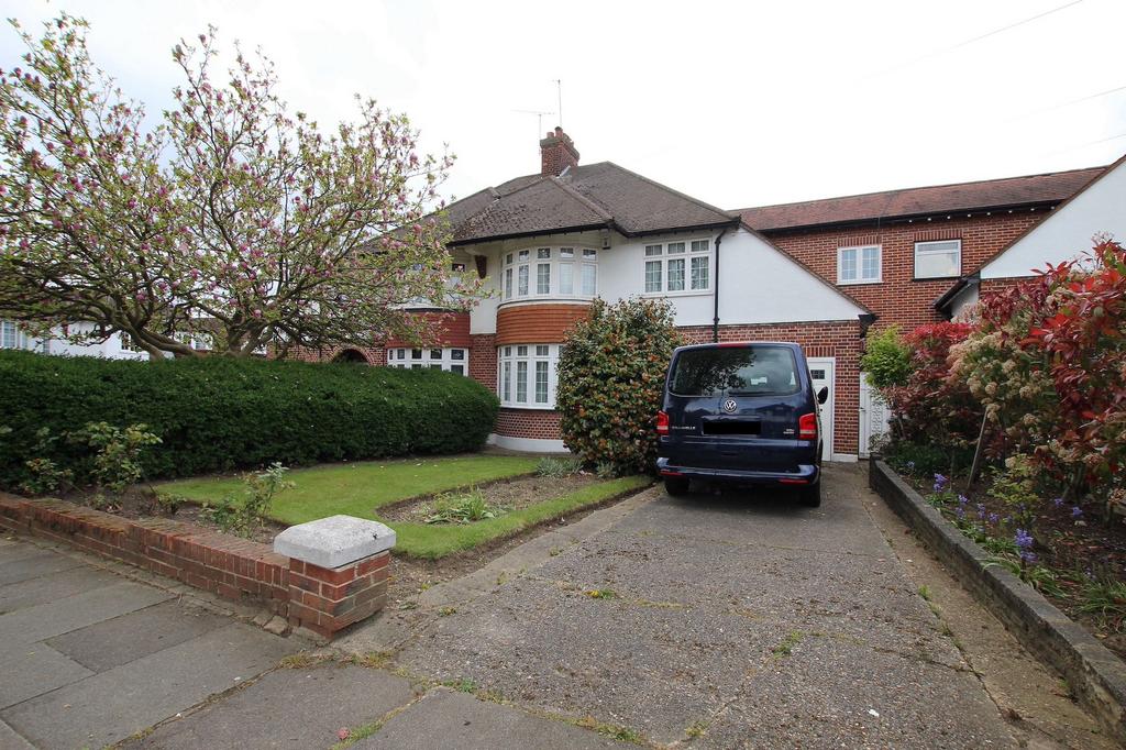 Freston Gardens, Cockfosters, EN4 4 bed semi-detached house - £3,000 ...