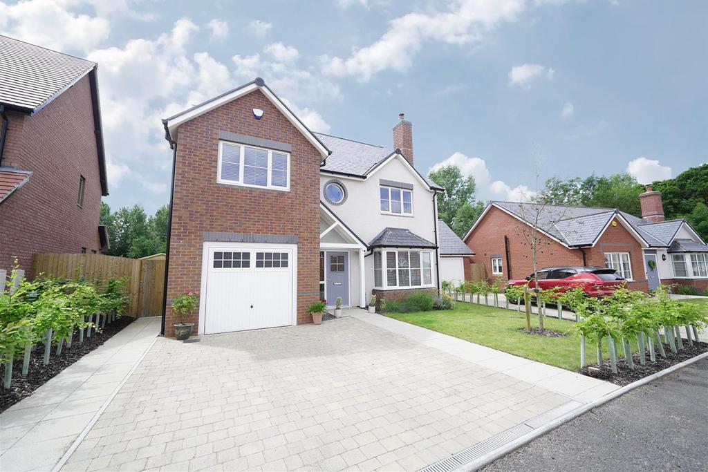 17 Ternley Orchards, Allscott, Telford TF6 5FB 4 bed detached house for ...